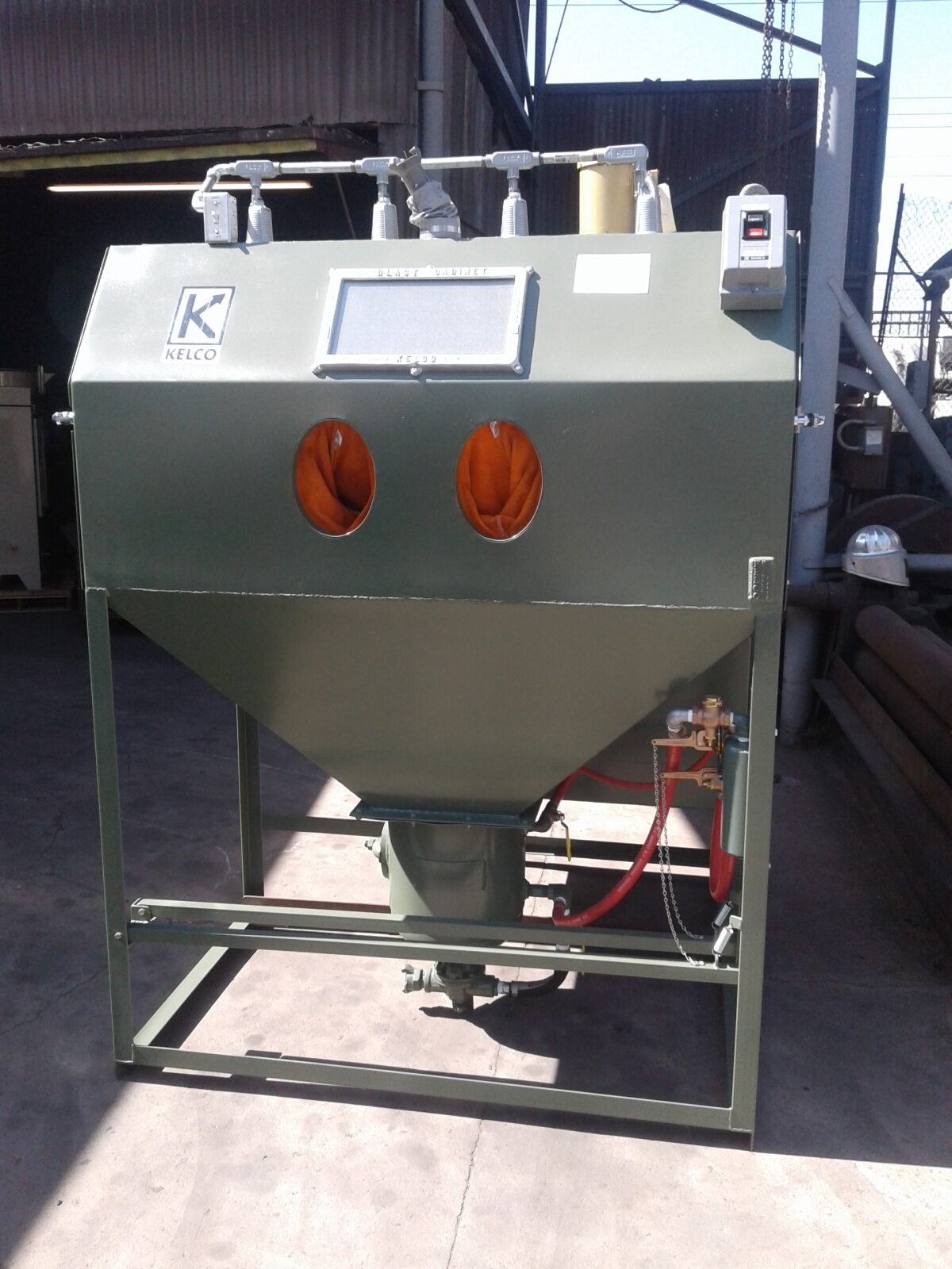 Pressure Blast Cabinets | Superior Surface Finishing